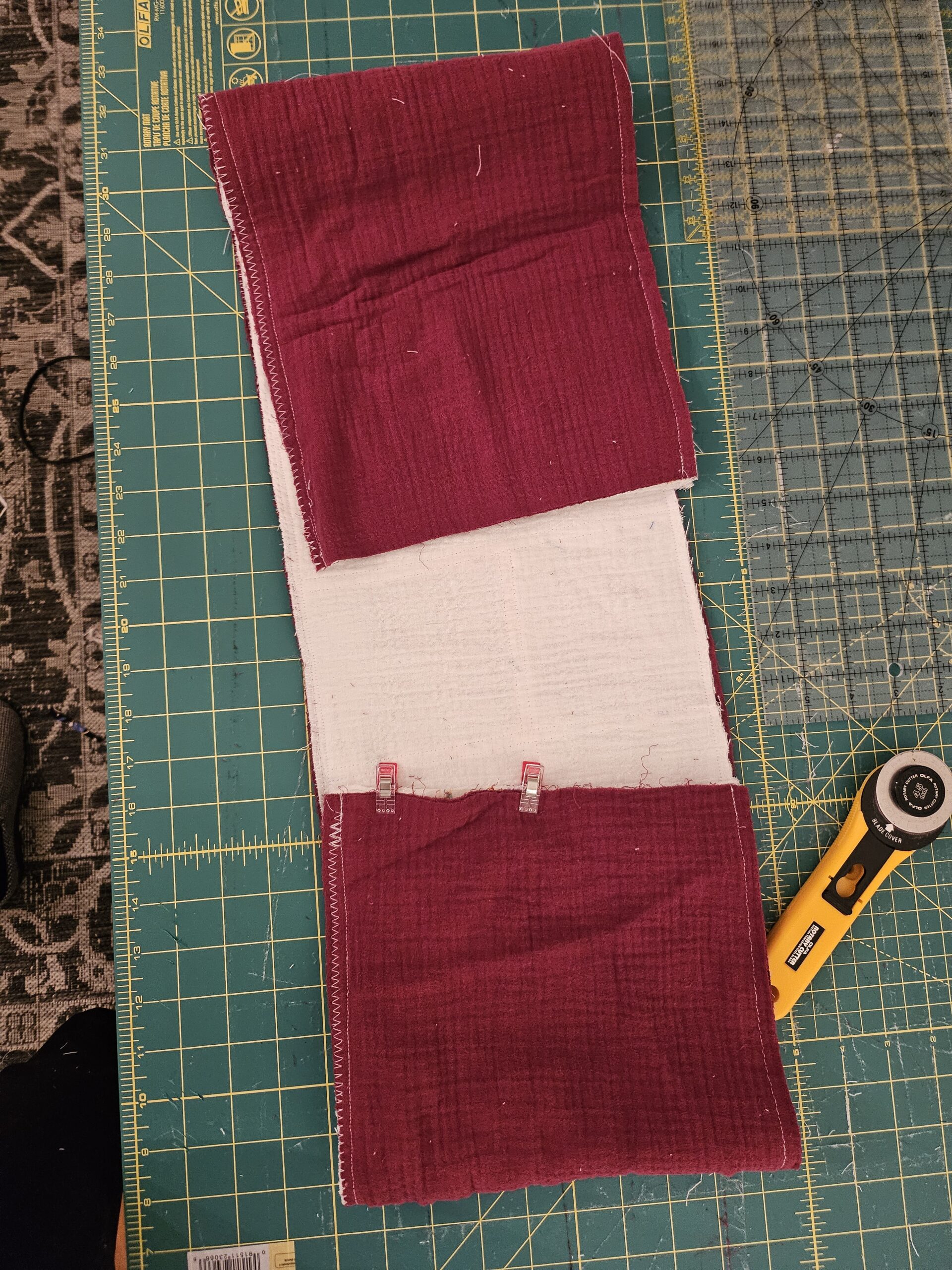 How to Make a Quilted Infinity Scarf | Pocket of Thread